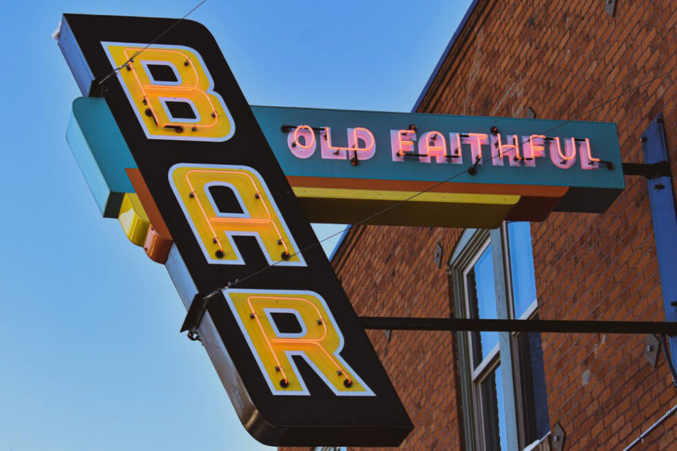 contact | Stacey's Bar